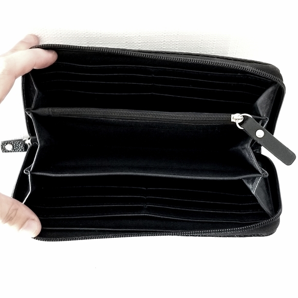 Z Gallerie | Bags | Z Gallerie Black Pebbled Makeup Bag Wallet Set ...